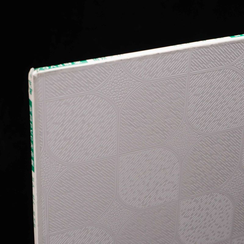 Mold Resistant PVC Coated Gypsum Ceiling Tiles Lightweight 7mm Thickness